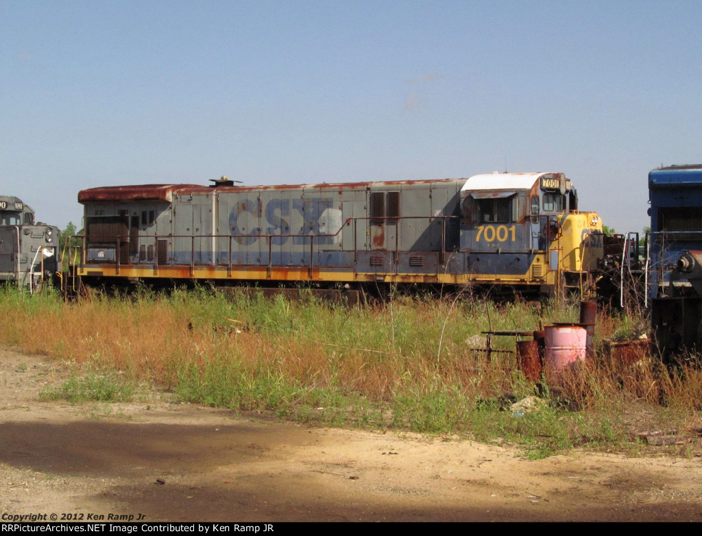 CSX 7001